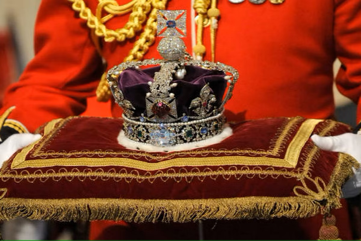 The History Of The Worlds Most Famous And Popular Kohinoor Diamond Know ...