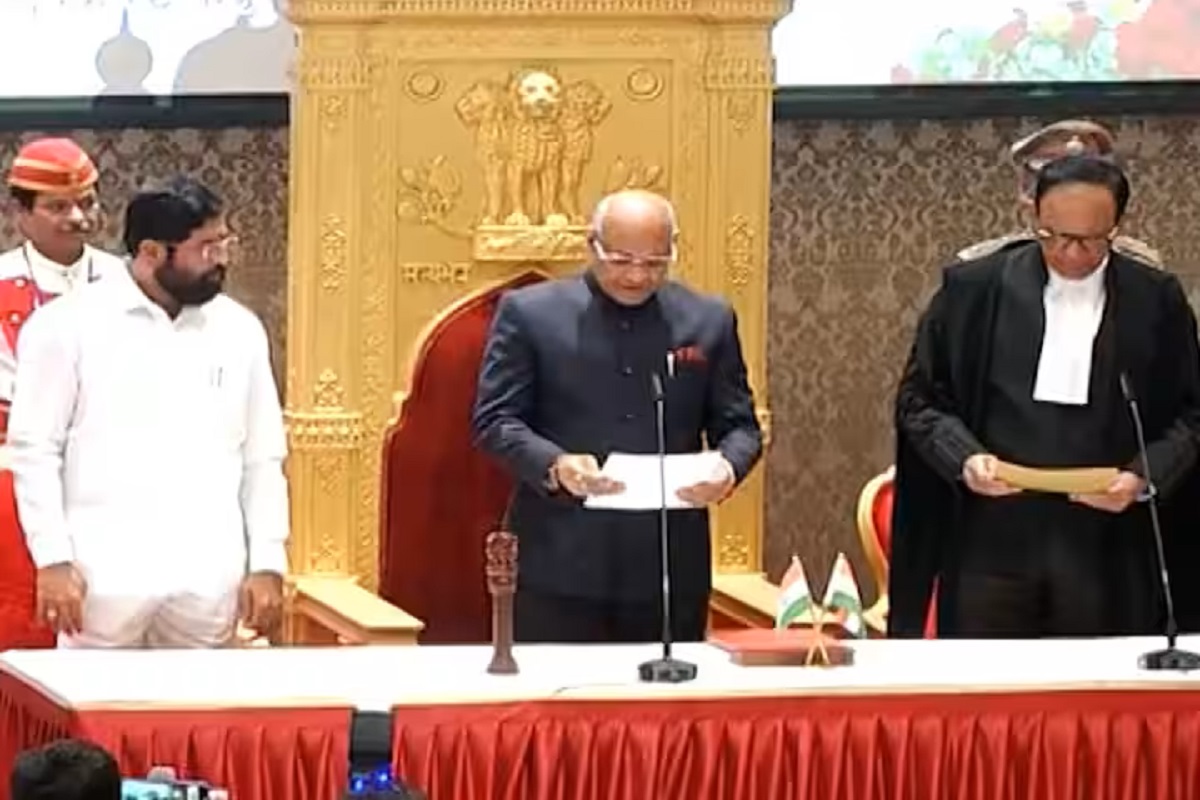 New Governor Of Maharashtra Ramesh Bais Took Oath In Marathi