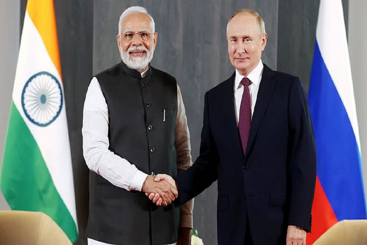 Pm Modi Russia Visit Pm Modi Said Keen To Review Cooperation With Putin