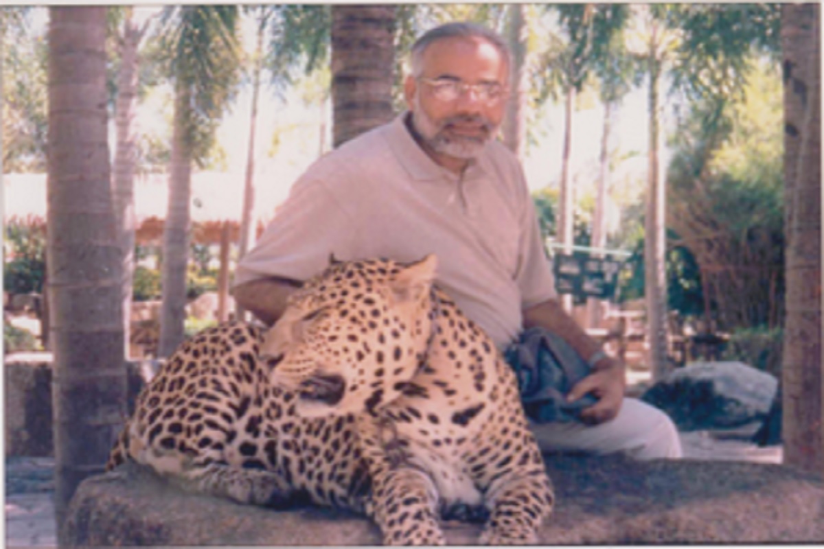 Gujarat Pm Modi Has A Long Association With Wild Animals His Special ...