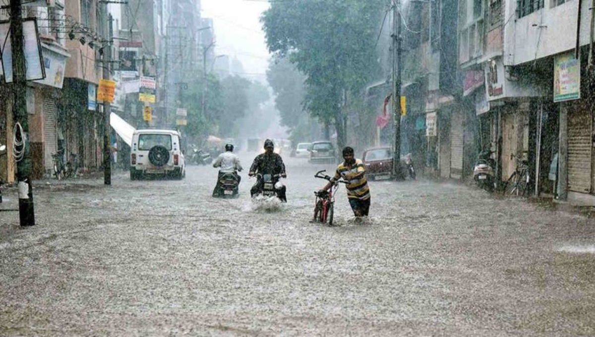Gujarat Heavy Rain Alert Red Orange Warnings